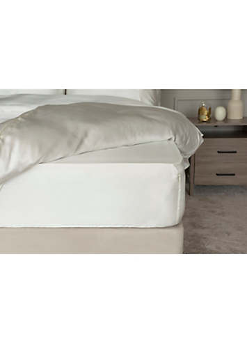 Belledorm 450 Thread Count 100% Silk Flat Sheet | bonprix