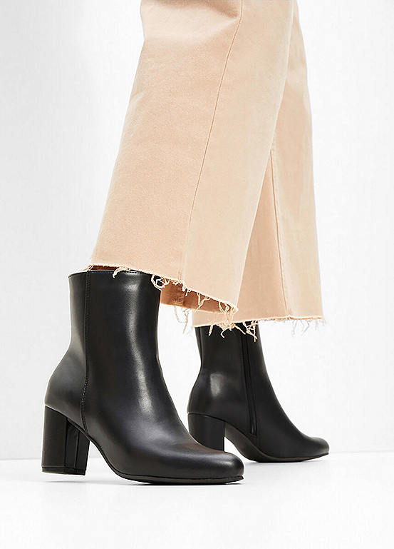 Block Heel Ankle Boots by bonprix | bonprix