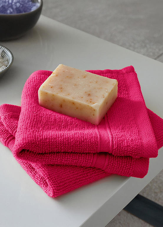 Catherine Lansfield Zero Twist Towel Range | bonprix